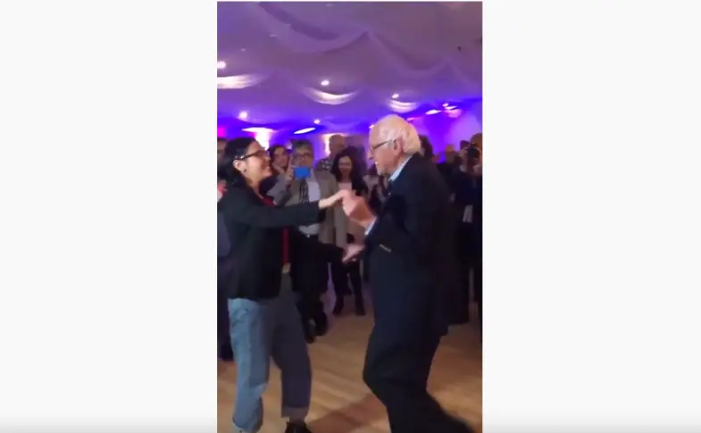 Бърни Сандърс показа как се танцува на 78 години - Свят - dnews.bg ...