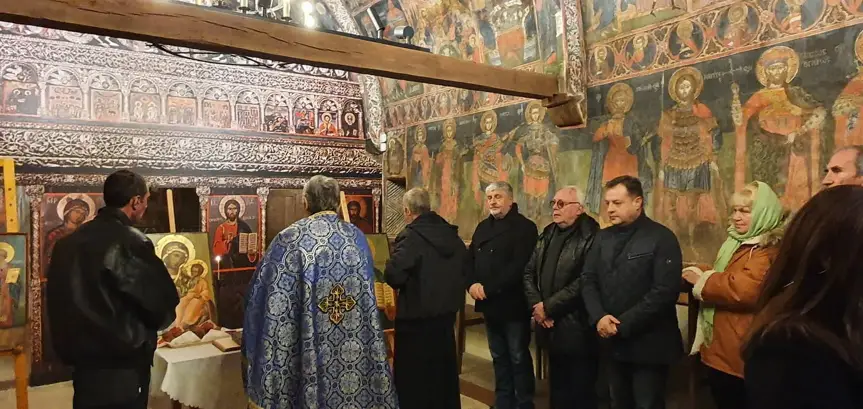 Арбанашката църква „Св. Атанас” прие първата си служба от десетилетия ...