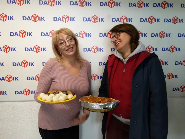 "100 грама нежност" са изкуство | Darik.bg