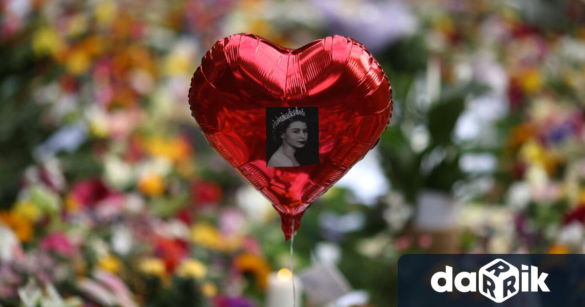 Рецепти, самолетоносач, мост. Какво още е кръстено на кралица Елизабет II? | Darik.bg