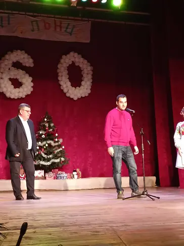 С приказен спектакъл детска градина „Слънце“ в Камено отбеляза 60-годишнината си | Darik.bg