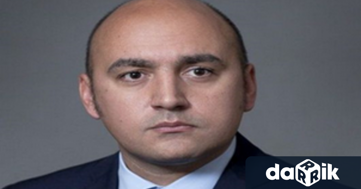 Кой е Васил Грудев | Darik.bg