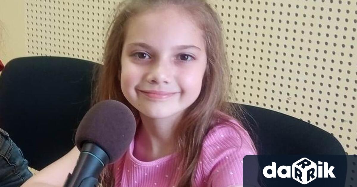 9-годишната Вики спечели първа награда в Национален литературен конкурс | Darik.bg