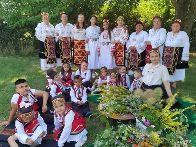Празник на билките в село Асеновци Darik Bg