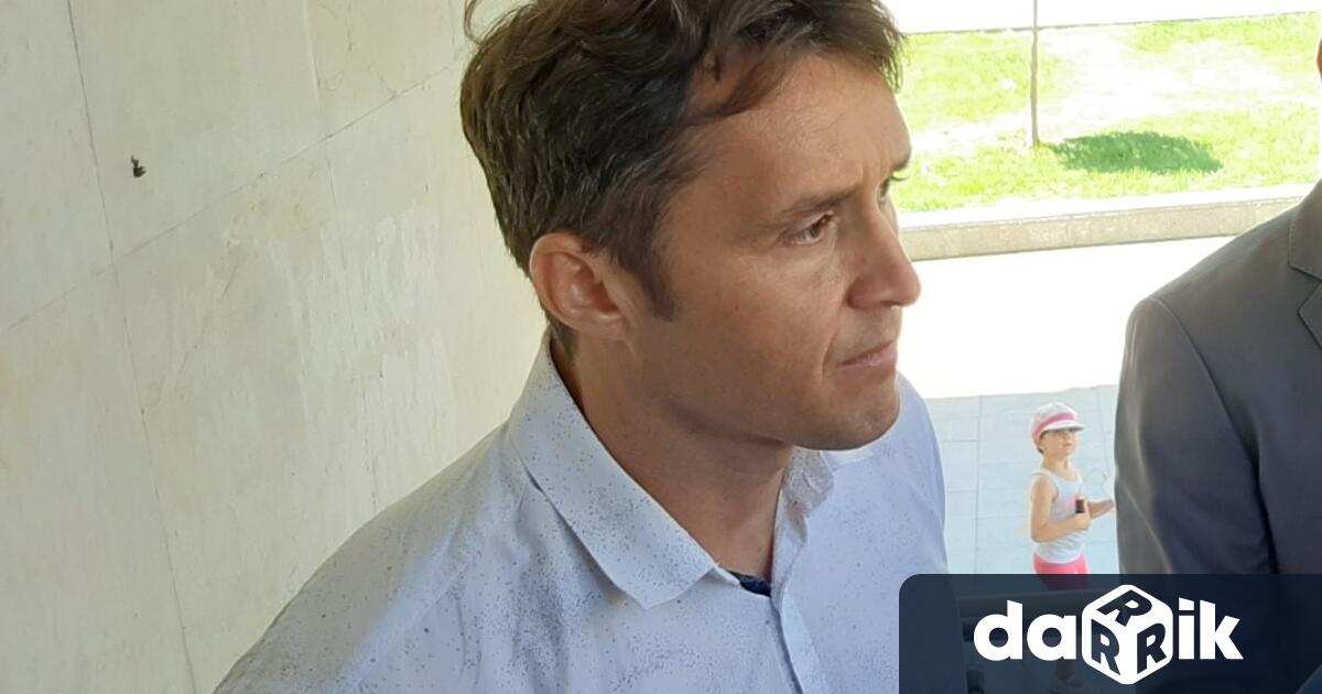 Комисар Емил Павлов застава начело на полицията в Бургас | Darik.bg