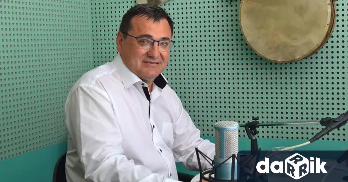 Кандидатът за кмет на коалицията „Съединени за Пловдив“ Славчо Атанасов ще раздава знамена на 6 ...