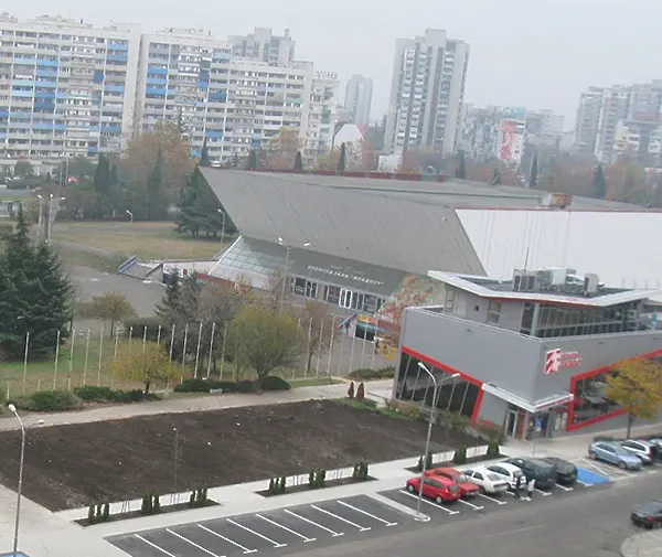 Общоградско допитване за новия облик на зала "Младост" тази събо | Darik.bg