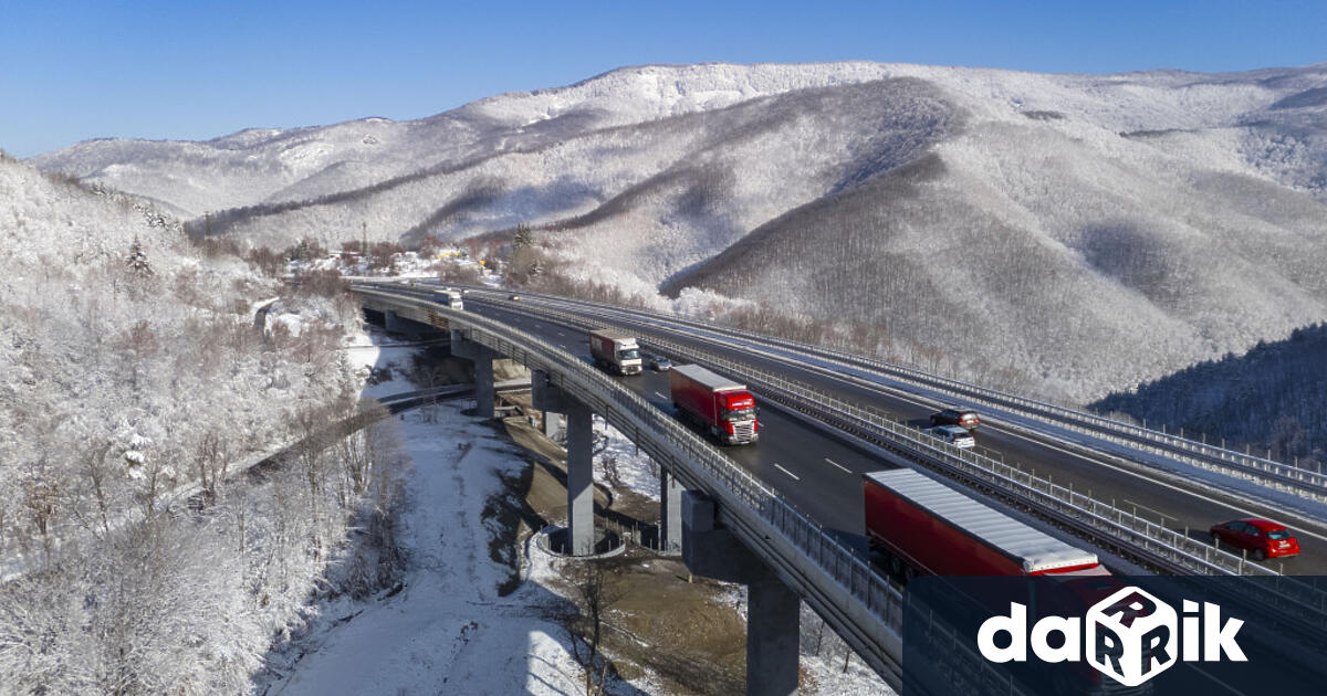 АПИ обяви мерки за облекчаване на трафика по „Хемус“ през почивните дни | Darik.bg