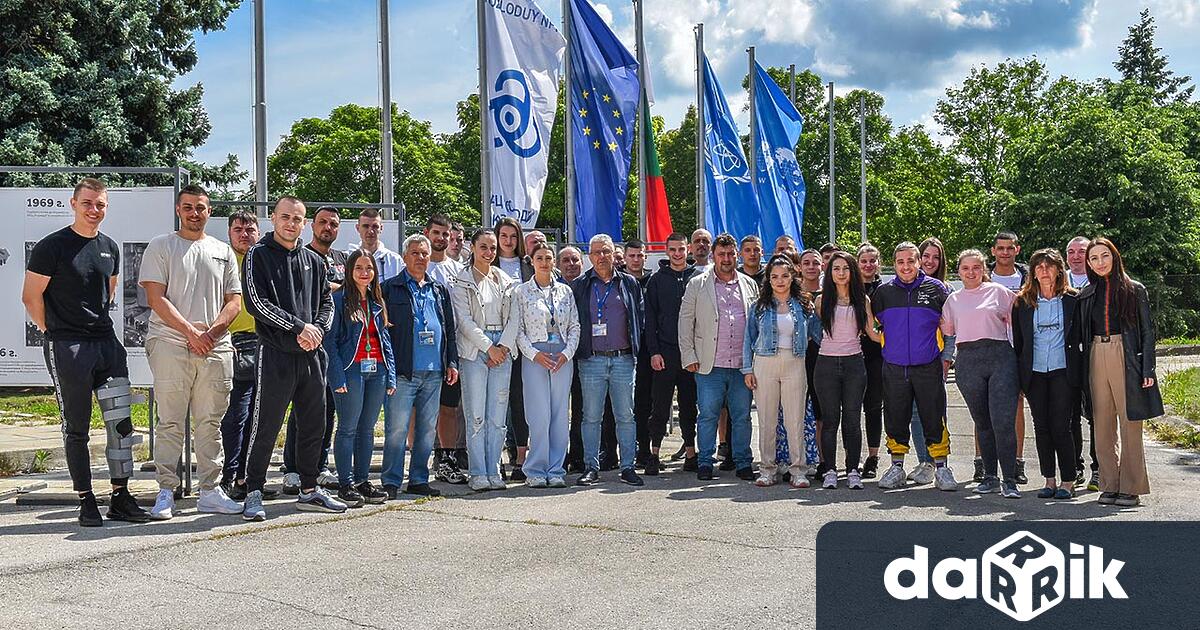 АЕЦ „КОЗЛОДУЙ” поздрави своите абитуриенти | Darik.bg