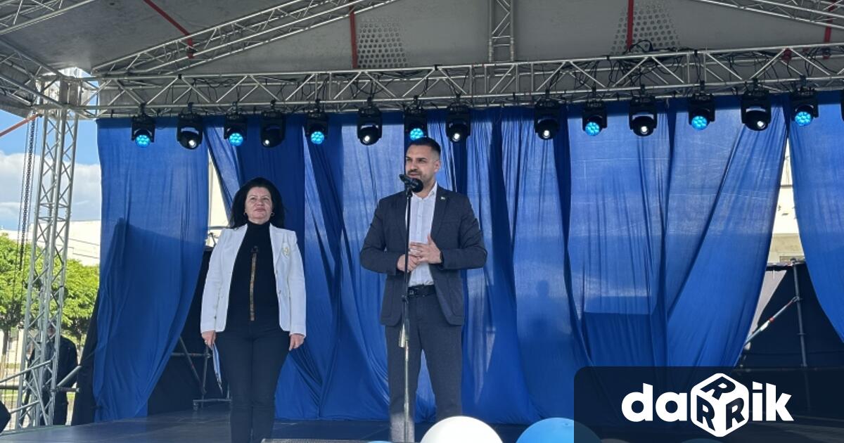 Областният управител откри Ботеви дни - Козлодуй 2025 и връчи награди в Деня на българския спорт ...