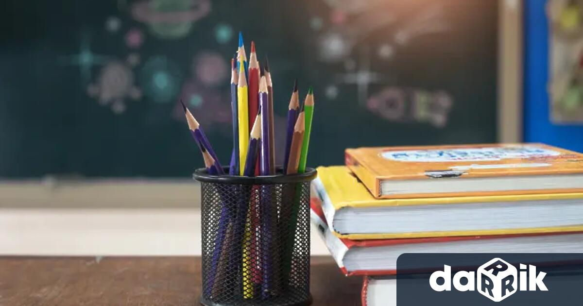 Няма да се пренаписват учебници заради новите задачи по математика след 7 и 10 клас | Darik.bg