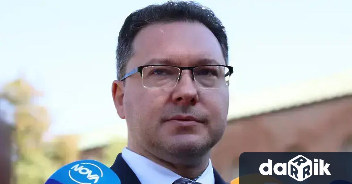 Даниел Митов: Общината допусна София да потъне в боклук! | Darik.bg