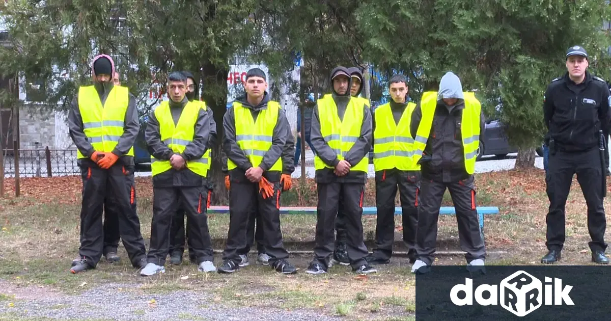 10 затворници чистят кофите за боклук в столичния район „Красно село ...