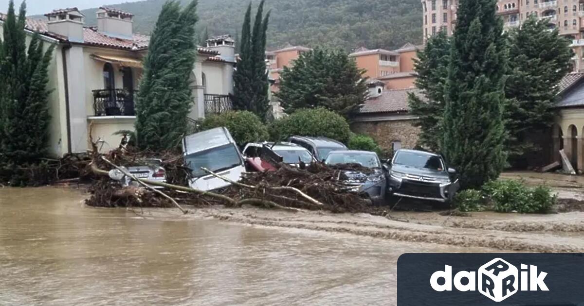 Един човек е загинал при наводнението в комплекс "Елените" | Darik.bg