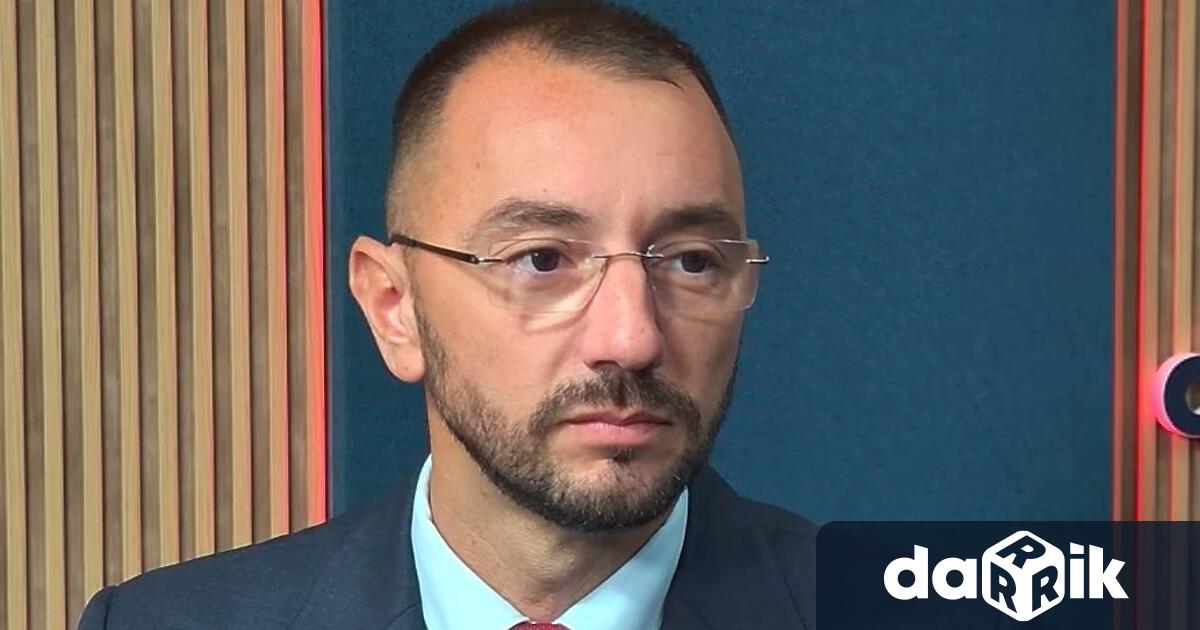 Хекимян: ГАВРА е това! ТЕРЗИЕВ е в Бразилия, а София ЗАТЪВА в боклуци! | Darik.bg