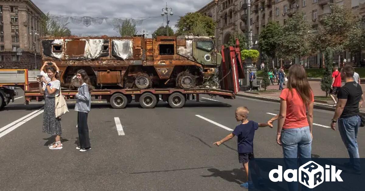 Многохиляден протест в Киев | Darik.bg