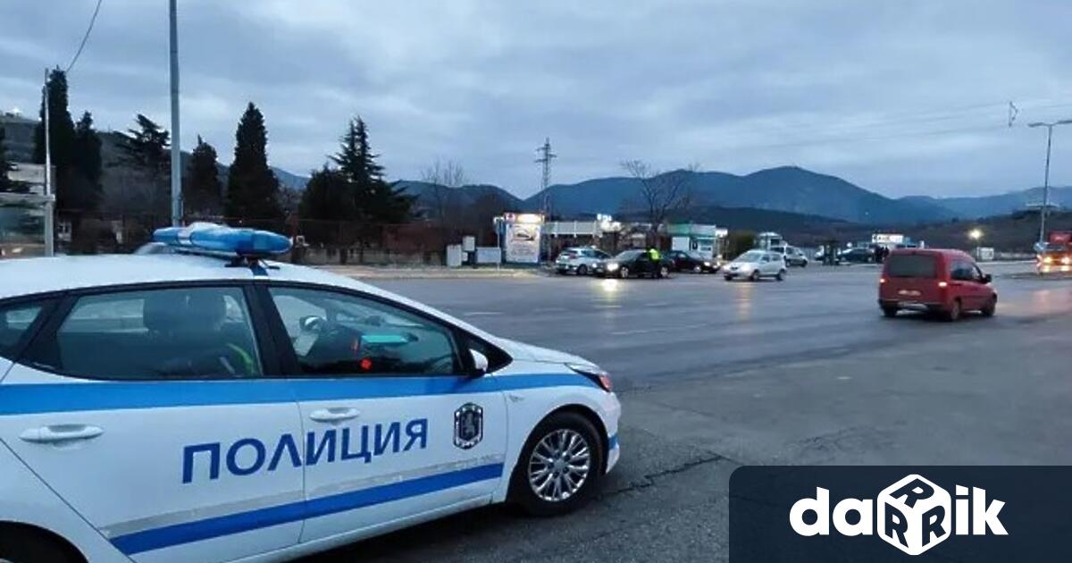 Две катастрофи на магистралата край Сливен заради силна градушка | Darik.bg