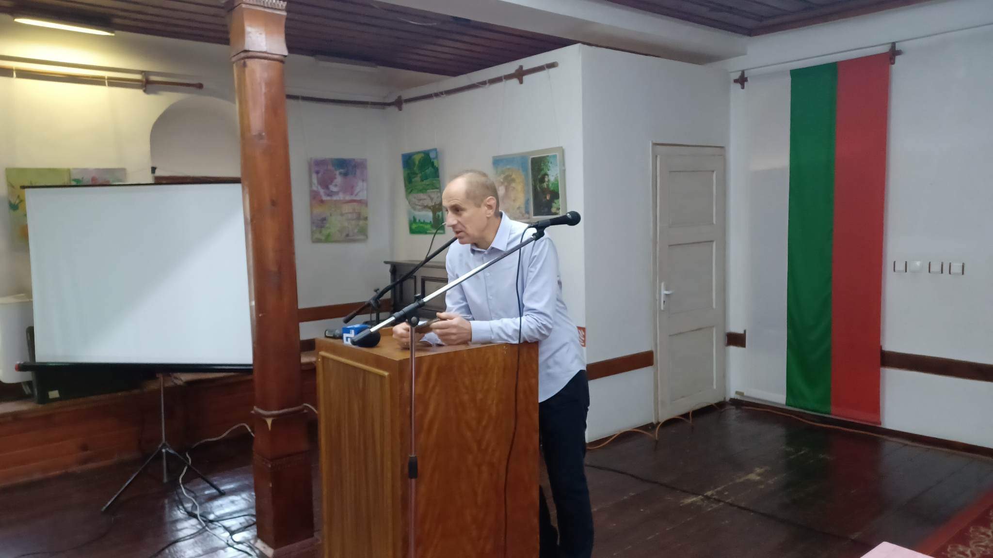 Община Кюстендил с разяснителна кампания за програмата за саниране на жилищни сгради | Darik.bg